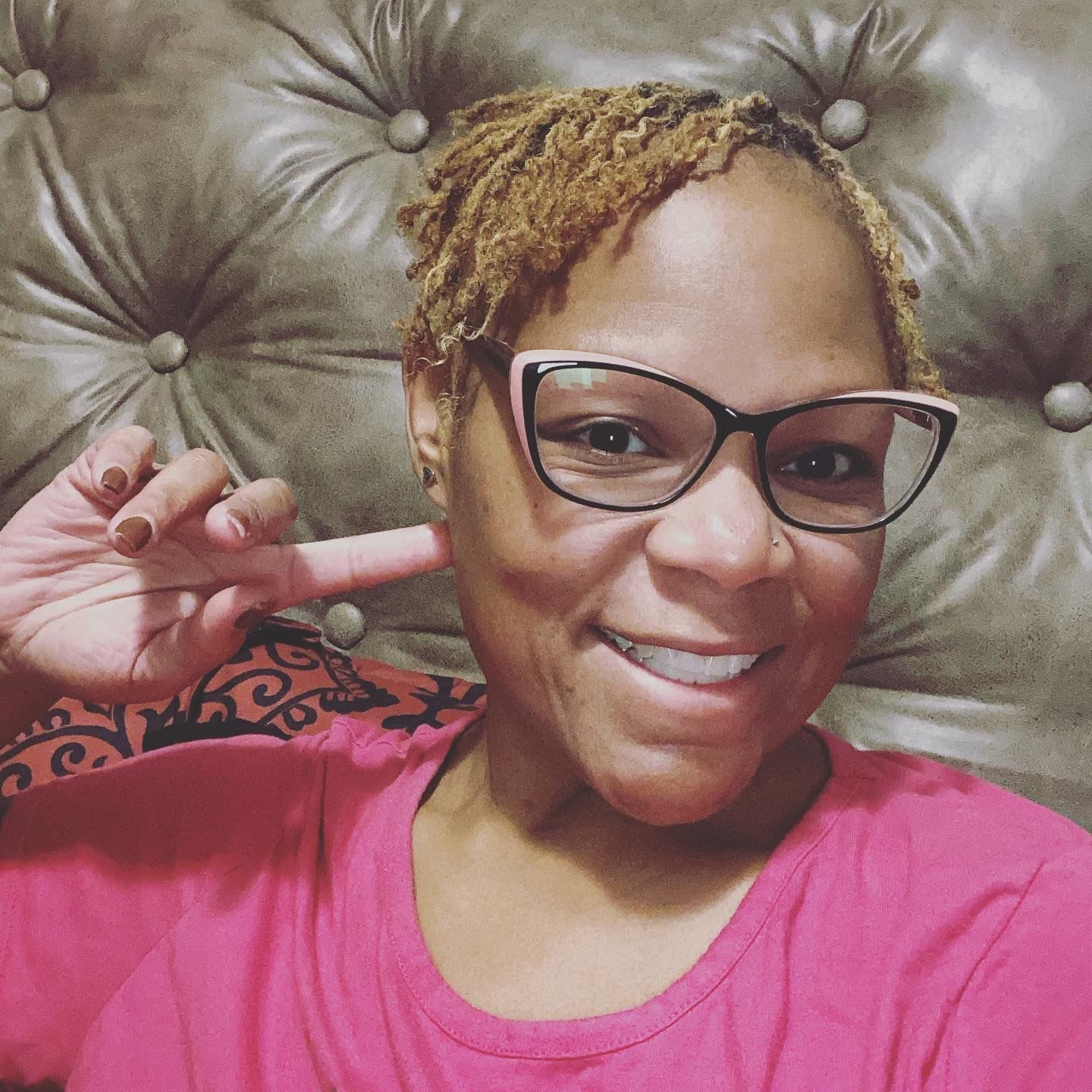 Fidelia Cat Eye Black Glasses | Zeelool Optical